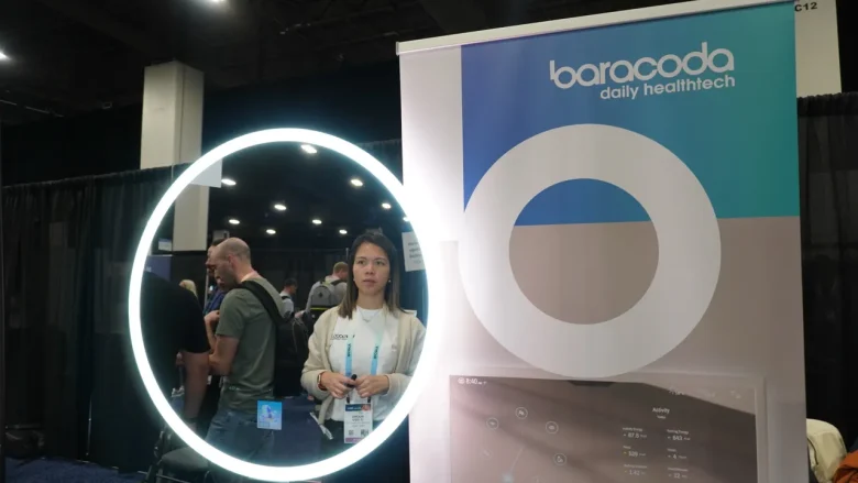 BMind Smart Mirror al CES 2024: Baracoda presenta al mondo il primo ...